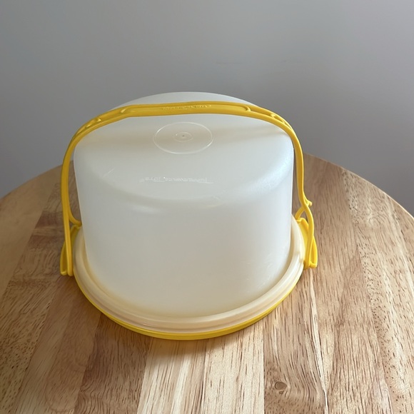 Tupperware | Kitchen | Tupperware Toys Mini Cake Taker Carrier Yellow ...